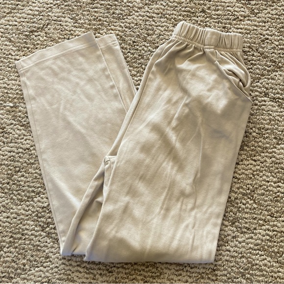 Basic Editions | Pants & Jumpsuits | 55 Basic Editions Casual Light Tan ...